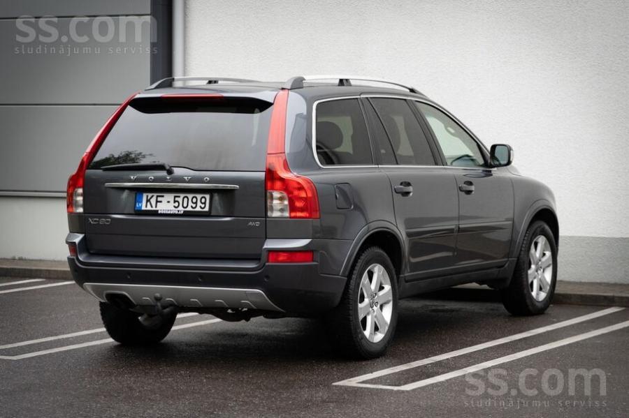 Pelēks Volvo XC90 2009 Rīga, ar dzinēja tilpumu 2.40 L un nobraukumu 283 tūkst. km par 6100 €, foto 5 vietnē AUTOMOTO.COM.LV