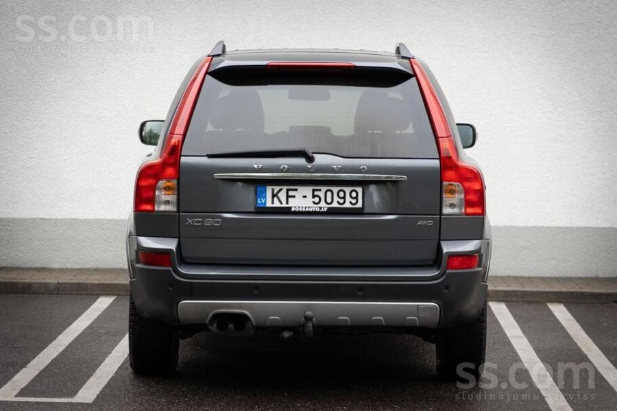 Pelēks Volvo XC90 2009 Rīga, ar dzinēja tilpumu 2.40 L un nobraukumu 283 tūkst. km par 6100 €, foto 6 vietnē AUTOMOTO.COM.LV