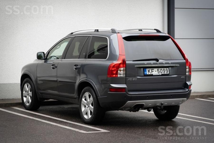 Pelēks Volvo XC90 2009 Rīga, ar dzinēja tilpumu 2.40 L un nobraukumu 283 tūkst. km par 6100 €, foto 7 vietnē AUTOMOTO.COM.LV