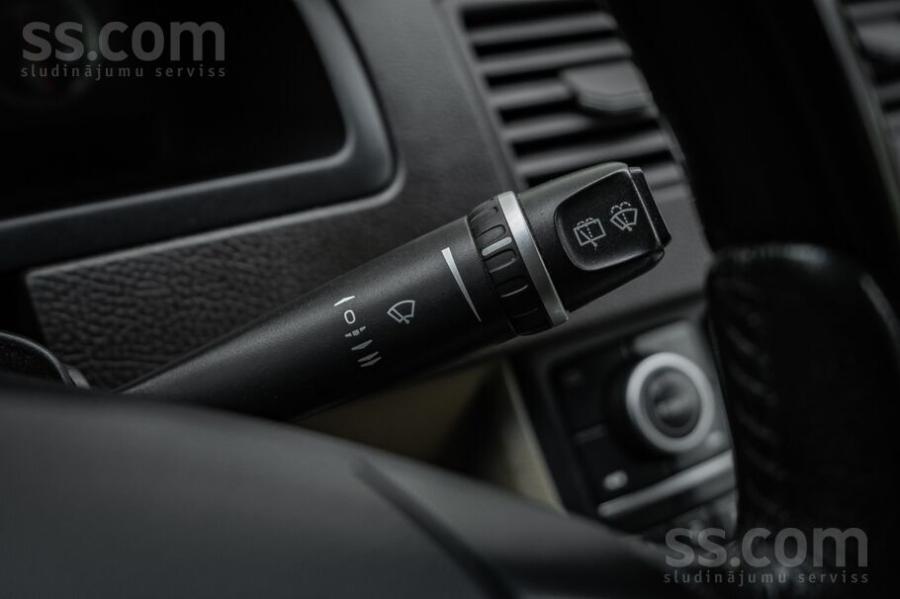 Pelēks Volvo XC90 2009 Rīga, ar dzinēja tilpumu 2.40 L un nobraukumu 283 tūkst. km par 6100 €, foto 21 vietnē AUTOMOTO.COM.LV
