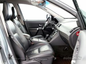 Pelēks Volvo XC90 2009 Tallina, ar dzinēja tilpumu 2.40 L un nobraukumu 204 tūkst. km par 5999 €, foto 7 vietnē AUTOMOTO.COM.LV