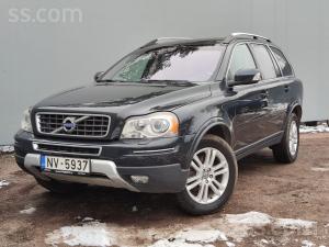 Grey Volvo XC90 2010 in Riga, with an engine capacity of 2.40 L and mileage of 254 thousand km for 5850 €, photo 1 on AUTOMOTO.COM.LV