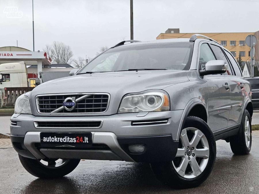 Grey Volvo XC90 2010 in Siauliai, with an engine capacity of 2.40 L and mileage of 334 thousand km for 8450 €, photo 1 on AUTOMOTO.COM.LV