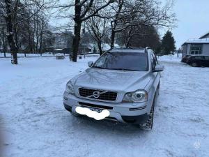Grey Volvo XC90 2010 in Raseiniai, with an engine capacity of 2.40 L and mileage of 234 thousand km for 7650 €, photo 2 on AUTOMOTO.COM.LV