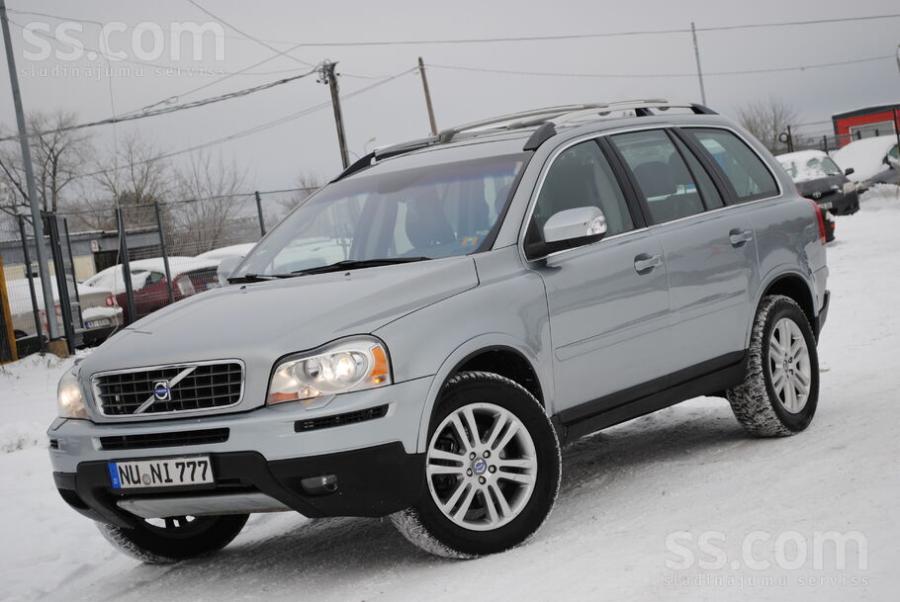 Grey Volvo XC90 2010 in Riga, with an engine capacity of 2.40 L and mileage of 177 thousand km for 9990 €, photo 1 on AUTOMOTO.COM.LV