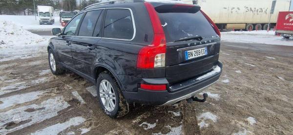 Pelēks Volvo XC90 2010 Utena, ar dzinēja tilpumu 2.40 L un nobraukumu 280 tūkst. km par 7450 €, foto 4 vietnē AUTOMOTO.COM.LV