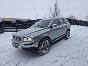 Pelēks Volvo XC90 2010 Telšiai, ar dzinēja tilpumu 2.40 L un nobraukumu 266 tūkst. km par 7499 €, foto  vietnē AUTOMOTO.COM.LV