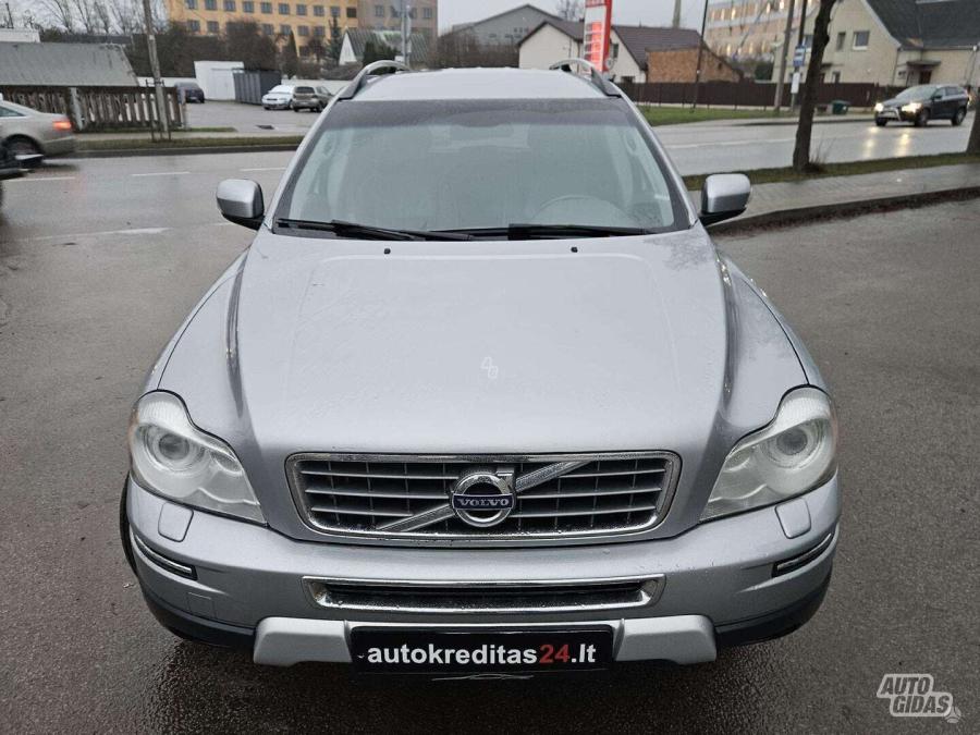 Grey Volvo XC90 2010 in Siauliai, with an engine capacity of 2.40 L and mileage of 334 thousand km for 8450 €, photo 3 on AUTOMOTO.COM.LV