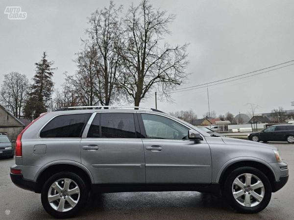 Grey Volvo XC90 2010 in Siauliai, with an engine capacity of 2.40 L and mileage of 334 thousand km for 8450 €, photo 10 on AUTOMOTO.COM.LV