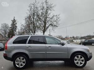 Grey Volvo XC90 2010 in Siauliai, with an engine capacity of 2.40 L and mileage of 334 thousand km for 8450 €, photo 10 on AUTOMOTO.COM.LV