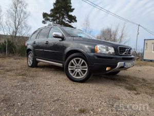 Pelēks Volvo XC90 2010 Rīga, ar dzinēja tilpumu 2.40 L un nobraukumu 320 tūkst. km par 8600 €, foto 3 vietnē AUTOMOTO.COM.LV