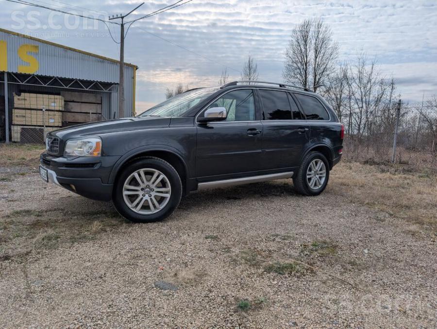Pelēks Volvo XC90 2010 Rīga, ar dzinēja tilpumu 2.40 L un nobraukumu 320 tūkst. km par 8600 €, foto 5 vietnē AUTOMOTO.COM.LV