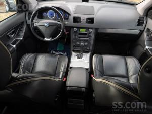Pelēks Volvo XC90 2010 Rīga, ar dzinēja tilpumu 2.40 L un nobraukumu 320 tūkst. km par 8600 €, foto 20 vietnē AUTOMOTO.COM.LV