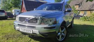 Pelēks Volvo XC90 2010 Tallina, ar dzinēja tilpumu 2.40 L un nobraukumu 0 tūkst. km par 7900 €, foto  vietnē AUTOMOTO.COM.LV