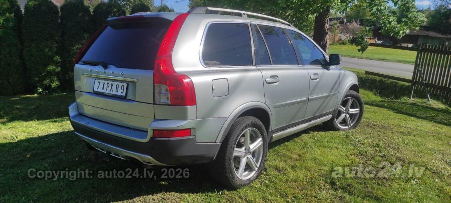 Grey Volvo XC90 2010 in Tallinn, with an engine capacity of 2.40 L and mileage of 0 thousand km for 7900 €, photo 4 on AUTOMOTO.COM.LV