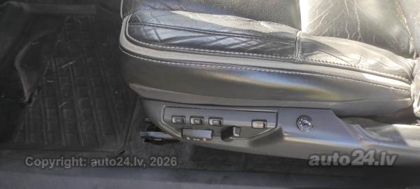 Pelēks Volvo XC90 2010 Tallina, ar dzinēja tilpumu 2.40 L un nobraukumu 0 tūkst. km par 7900 €, foto 10 vietnē AUTOMOTO.COM.LV