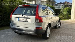 Grey Volvo XC90 2010 in Riga, with an engine capacity of 2.40 L and mileage of 308 thousand km for 8900 €, photo 4 on AUTOMOTO.COM.LV
