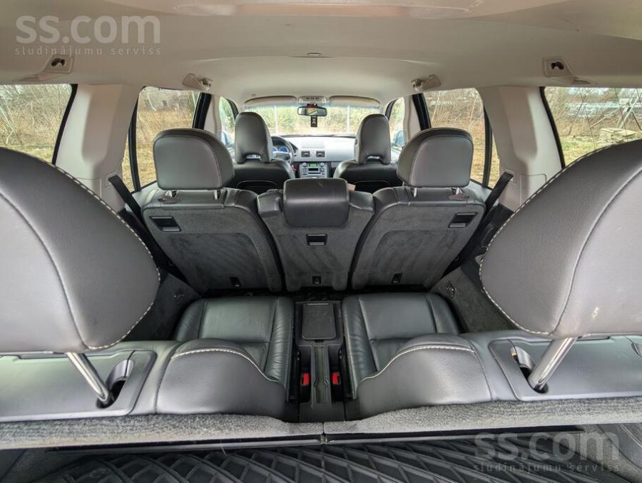 Pelēks Volvo XC90 2010 Rīga, ar dzinēja tilpumu 2.40 L un nobraukumu 320 tūkst. km par 8100 €, foto 15 vietnē AUTOMOTO.COM.LV