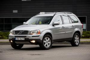 Pelēks Volvo XC90 2010 Jelgava, ar dzinēja tilpumu 2.40 L un nobraukumu 260 tūkst. km par 8990 €, foto 6 vietnē AUTOMOTO.COM.LV