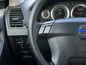 Pelēks Volvo XC90 2010 Jelgava, ar dzinēja tilpumu 2.40 L un nobraukumu 324 tūkst. km par 8490 €, foto 24 vietnē AUTOMOTO.COM.LV