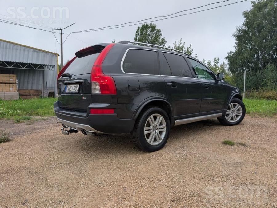 Pelēks Volvo XC90 2010 Rīga, ar dzinēja tilpumu 2.40 L un nobraukumu 320 tūkst. km par 8500 €, foto 10 vietnē AUTOMOTO.COM.LV