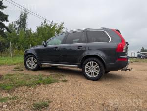 Pelēks Volvo XC90 2010 Rīga, ar dzinēja tilpumu 2.40 L un nobraukumu 320 tūkst. km par 8500 €, foto 12 vietnē AUTOMOTO.COM.LV