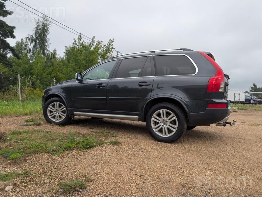 Pelēks Volvo XC90 2010 Rīga, ar dzinēja tilpumu 2.40 L un nobraukumu 320 tūkst. km par 8500 €, foto 12 vietnē AUTOMOTO.COM.LV