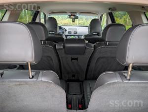 Pelēks Volvo XC90 2010 Rīga, ar dzinēja tilpumu 2.40 L un nobraukumu 320 tūkst. km par 8500 €, foto 16 vietnē AUTOMOTO.COM.LV