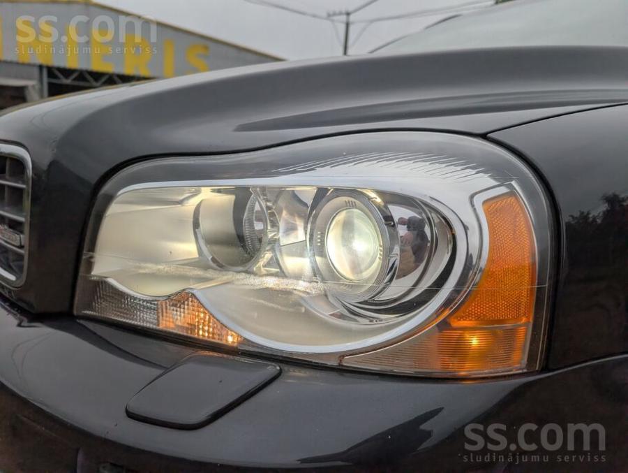 Pelēks Volvo XC90 2010 Rīga, ar dzinēja tilpumu 2.40 L un nobraukumu 320 tūkst. km par 8500 €, foto 31 vietnē AUTOMOTO.COM.LV