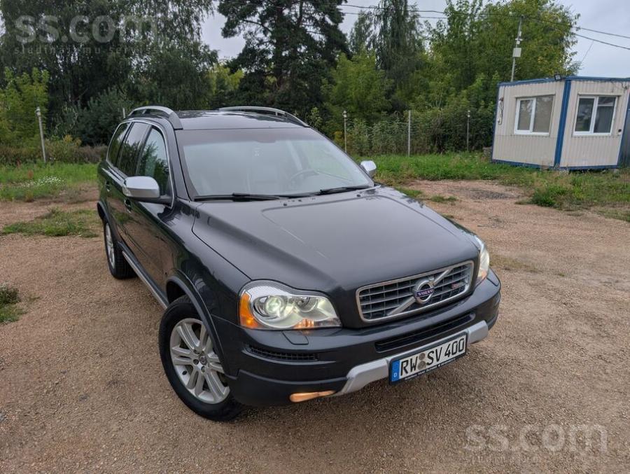 Pelēks Volvo XC90 2010 Rīga, ar dzinēja tilpumu 2.40 L un nobraukumu 320 tūkst. km par 8500 €, foto 33 vietnē AUTOMOTO.COM.LV