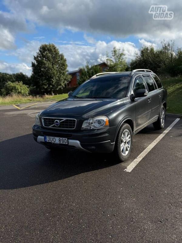 Pelēks Volvo XC90 2010 Trakai, ar dzinēja tilpumu 2.40 L un nobraukumu 262 tūkst. km par 7000 €, foto 2 vietnē AUTOMOTO.COM.LV