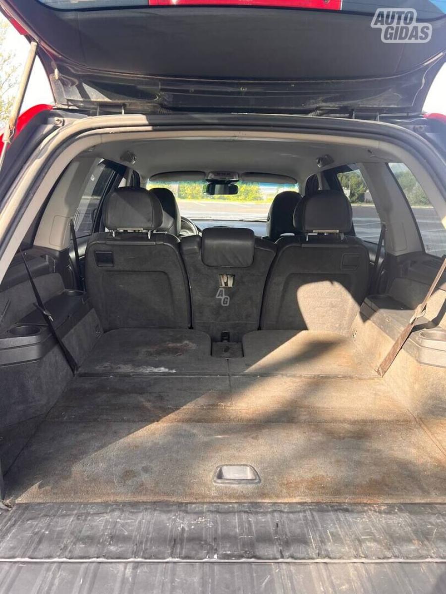 Pelēks Volvo XC90 2010 Trakai, ar dzinēja tilpumu 2.40 L un nobraukumu 262 tūkst. km par 7000 €, foto 16 vietnē AUTOMOTO.COM.LV