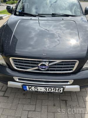 Grey Volvo XC90 2011 in Riga, with an engine capacity of 2.40 L and mileage of 321 thousand km for 9500 €, photo 7 on AUTOMOTO.COM.LV