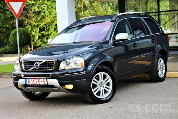 Pelēks Volvo XC90 2011 Rīga, ar dzinēja tilpumu 2.40 L un nobraukumu 290 tūkst. km par 6000 €, foto 3 vietnē AUTOMOTO.COM.LV