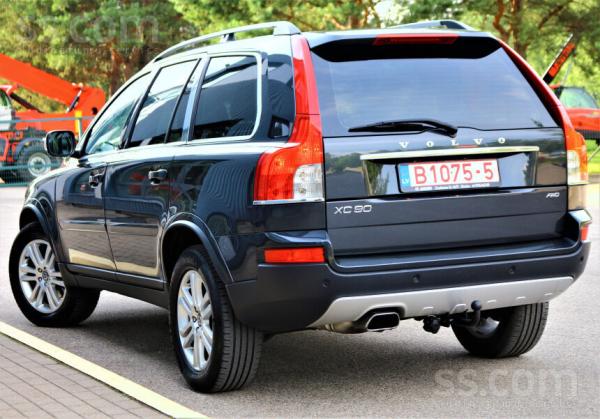 Pelēks Volvo XC90 2011 Rīga, ar dzinēja tilpumu 2.40 L un nobraukumu 290 tūkst. km par 6000 €, foto 4 vietnē AUTOMOTO.COM.LV