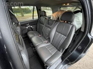 Grey Volvo XC90 2011 in Riga, with an engine capacity of 2.40 L and mileage of 250 thousand km for 9990 €, photo 14 on AUTOMOTO.COM.LV