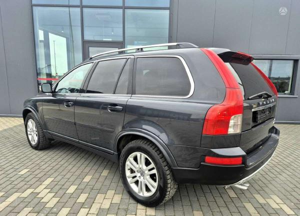 Grey Volvo XC90 2011 in Siauliai, with an engine capacity of 3.20 L and mileage of 260 thousand km for 6350 €, photo 5 on AUTOMOTO.COM.LV