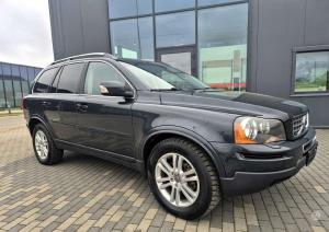 Grey Volvo XC90 2011 in Siauliai, with an engine capacity of 3.20 L and mileage of 260 thousand km for 6350 €, photo 4 on AUTOMOTO.COM.LV