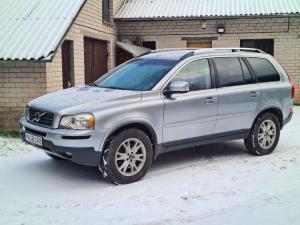 Pelēks Volvo XC90 2011 Kauņa, ar dzinēja tilpumu 2.40 L un nobraukumu 326 tūkst. km par 8800 €, foto  vietnē AUTOMOTO.COM.LV