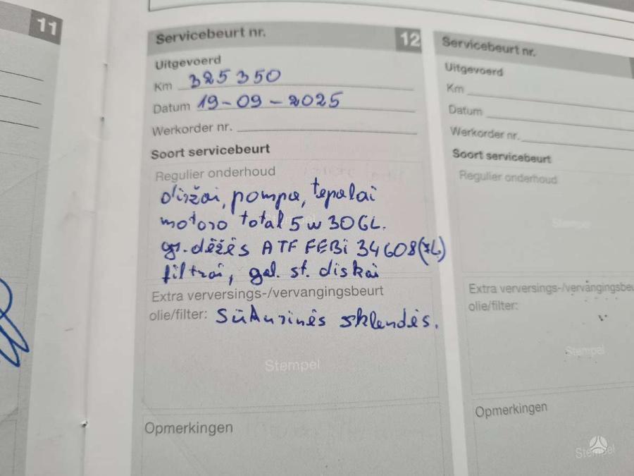 Grey Volvo XC90 2011 in Kaunas, with an engine capacity of 2.40 L and mileage of 326 thousand km for 8800 €, photo 12 on AUTOMOTO.COM.LV