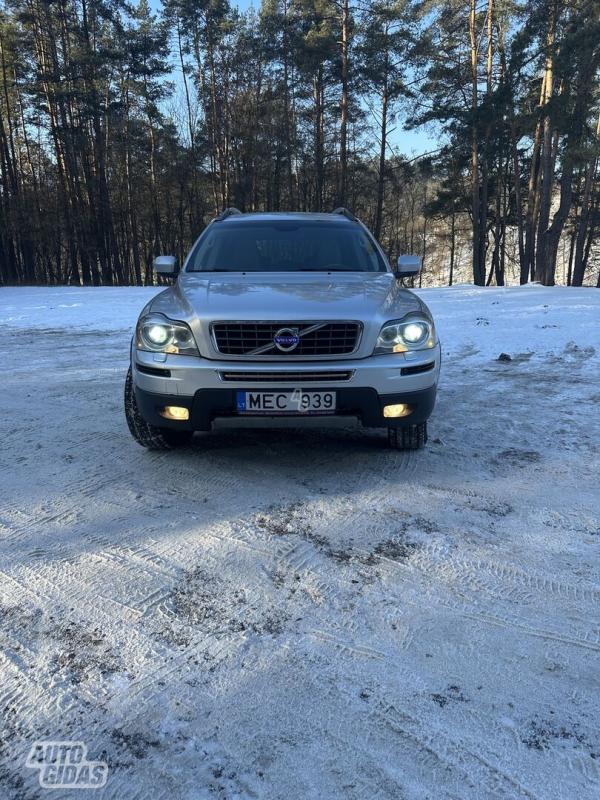 Pelēks Volvo XC90 2011 Viļņa, ar dzinēja tilpumu 2.40 L un nobraukumu 315 tūkst. km par 8800 €, foto 1 vietnē AUTOMOTO.COM.LV