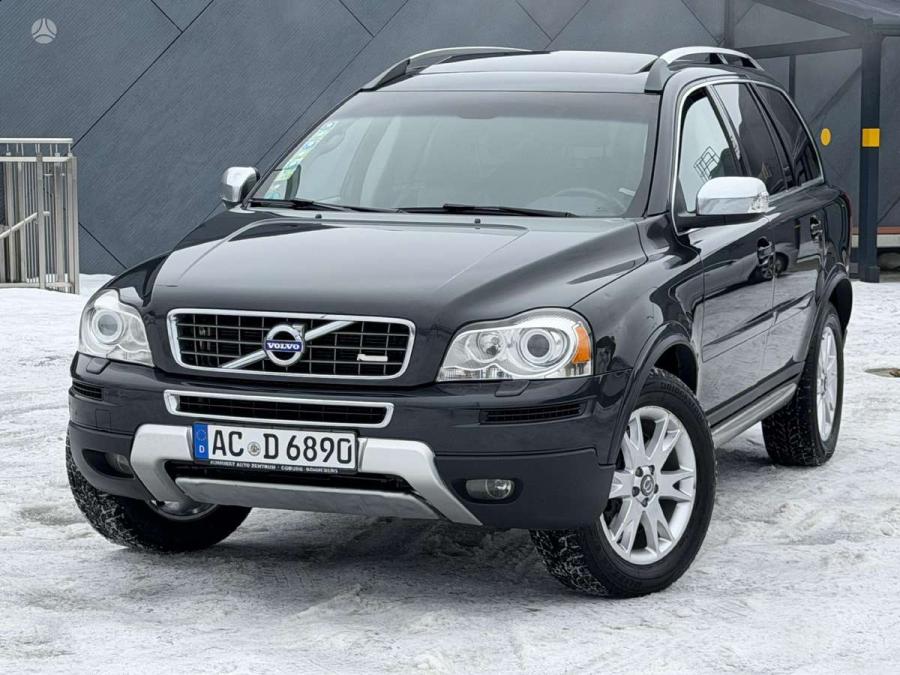 Grey Volvo XC90 2011 in Jonava, with an engine capacity of 2.40 L and mileage of 305 thousand km for 9999 €, photo 2 on AUTOMOTO.COM.LV