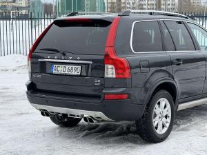 Grey Volvo XC90 2011 in Jonava, with an engine capacity of 2.40 L and mileage of 305 thousand km for 9999 €, photo 8 on AUTOMOTO.COM.LV