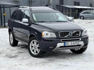 Grey Volvo XC90 2011 in Jonava, with an engine capacity of 2.40 L and mileage of 305 thousand km for 9999 €, photo 12 on AUTOMOTO.COM.LV