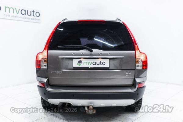 Pelēks Volvo XC90 2011 Tallina, ar dzinēja tilpumu 2.40 L un nobraukumu 289 tūkst. km par 7990 €, foto 7 vietnē AUTOMOTO.COM.LV