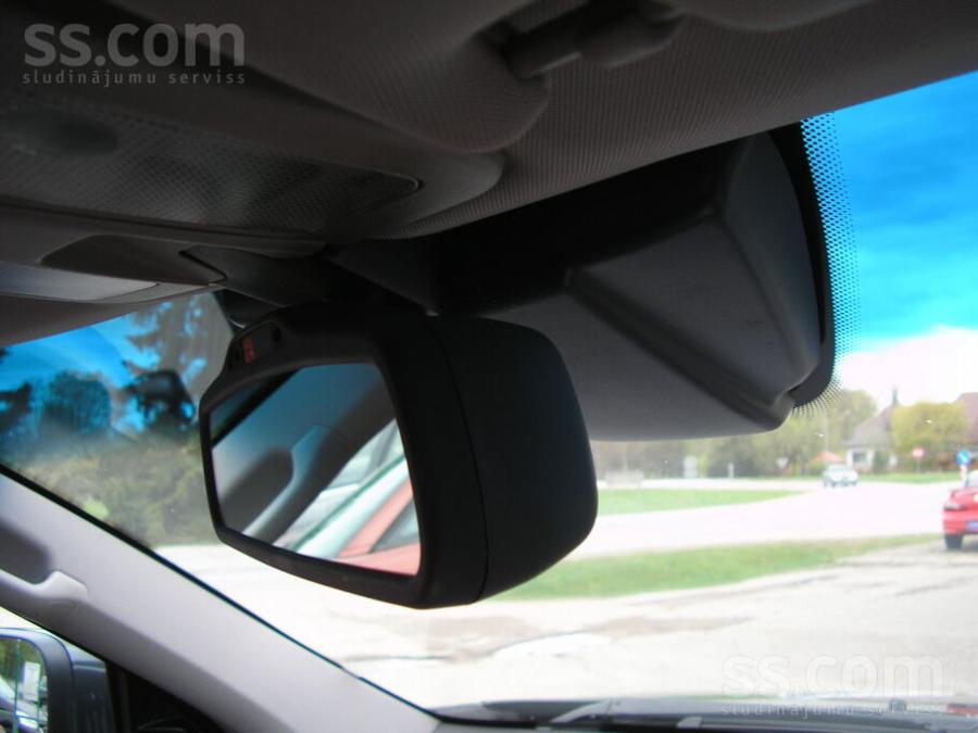Grey Volvo XC90 2011 in Riga, with an engine capacity of 2.40 L and mileage of 0 thousand km for 10750 €, photo 28 on AUTOMOTO.COM.LV