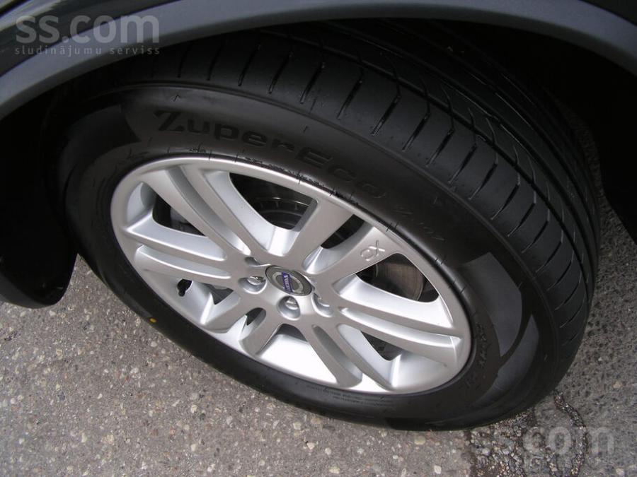 Grey Volvo XC90 2011 in Riga, with an engine capacity of 2.40 L and mileage of 0 thousand km for 10750 €, photo 30 on AUTOMOTO.COM.LV