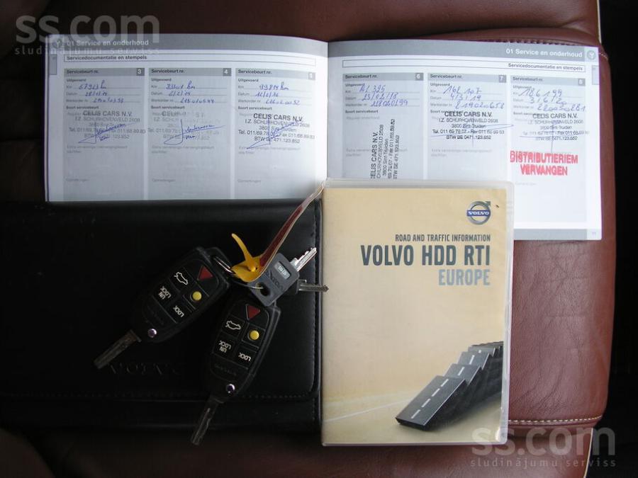 Grey Volvo XC90 2011 in Riga, with an engine capacity of 2.40 L and mileage of 0 thousand km for 10750 €, photo 33 on AUTOMOTO.COM.LV