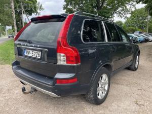Grey Volvo XC90 2011 in Riga, with an engine capacity of 2.40 L and mileage of 250 thousand km for 8790 €, photo 6 on AUTOMOTO.COM.LV