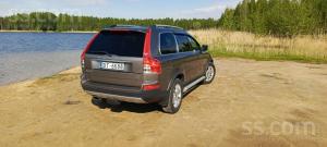 Grey Volvo XC90 2011 in Riga, with an engine capacity of 2.40 L and mileage of 184 thousand km for 11599 €, photo 5 on AUTOMOTO.COM.LV